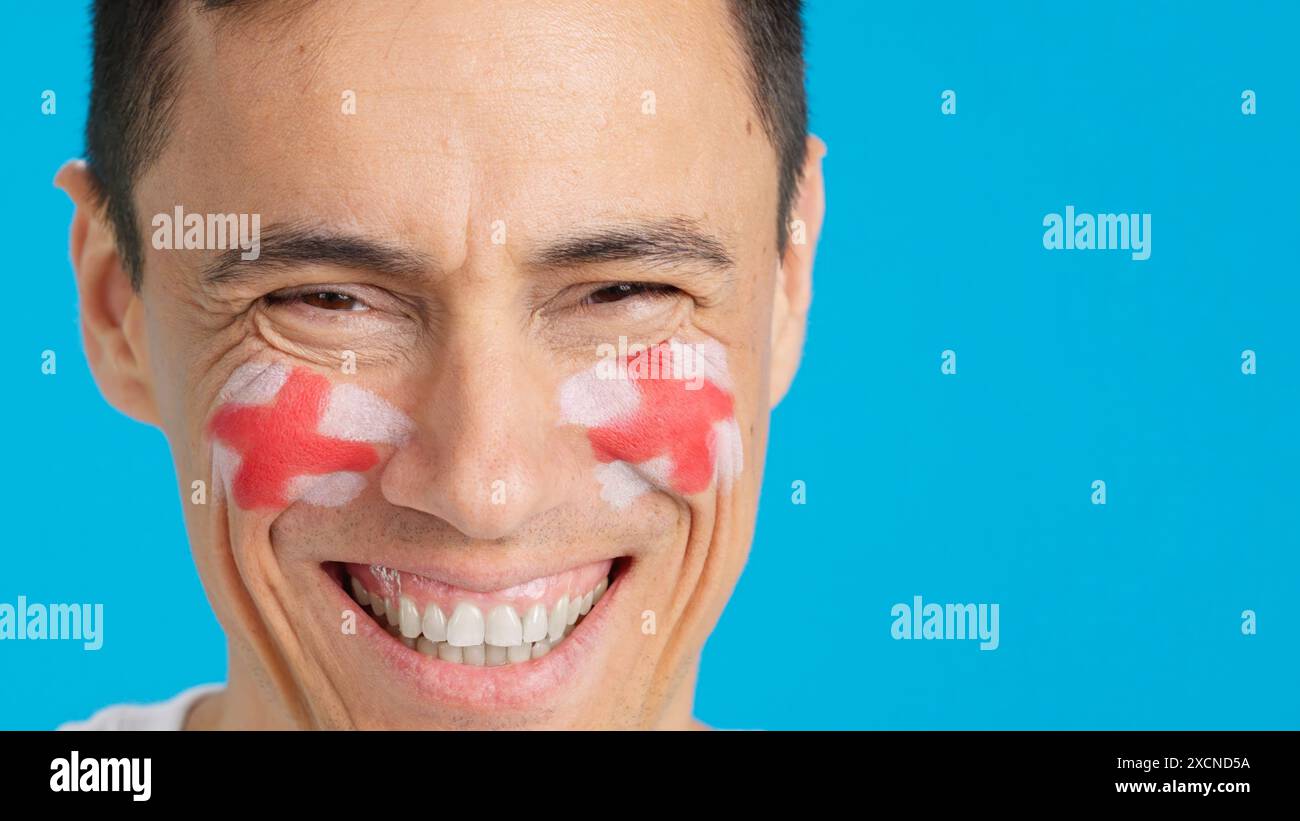 Smiling england fan hi-res stock photography and images - Alamy