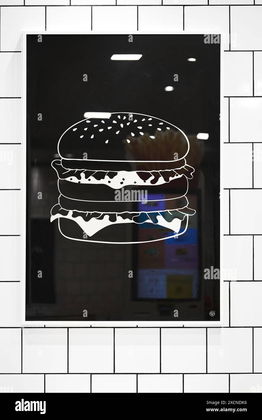 Mcdonalds macdonalds mcdonalds macdonalds hi-res stock photography and ...