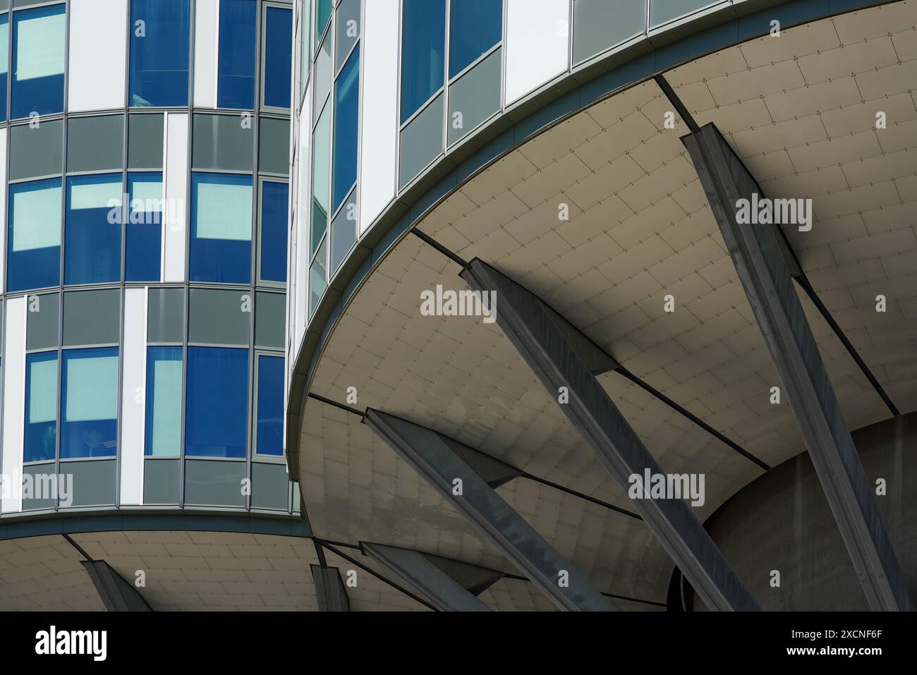 Portland modern architecture hi-res stock photography and images - Alamy