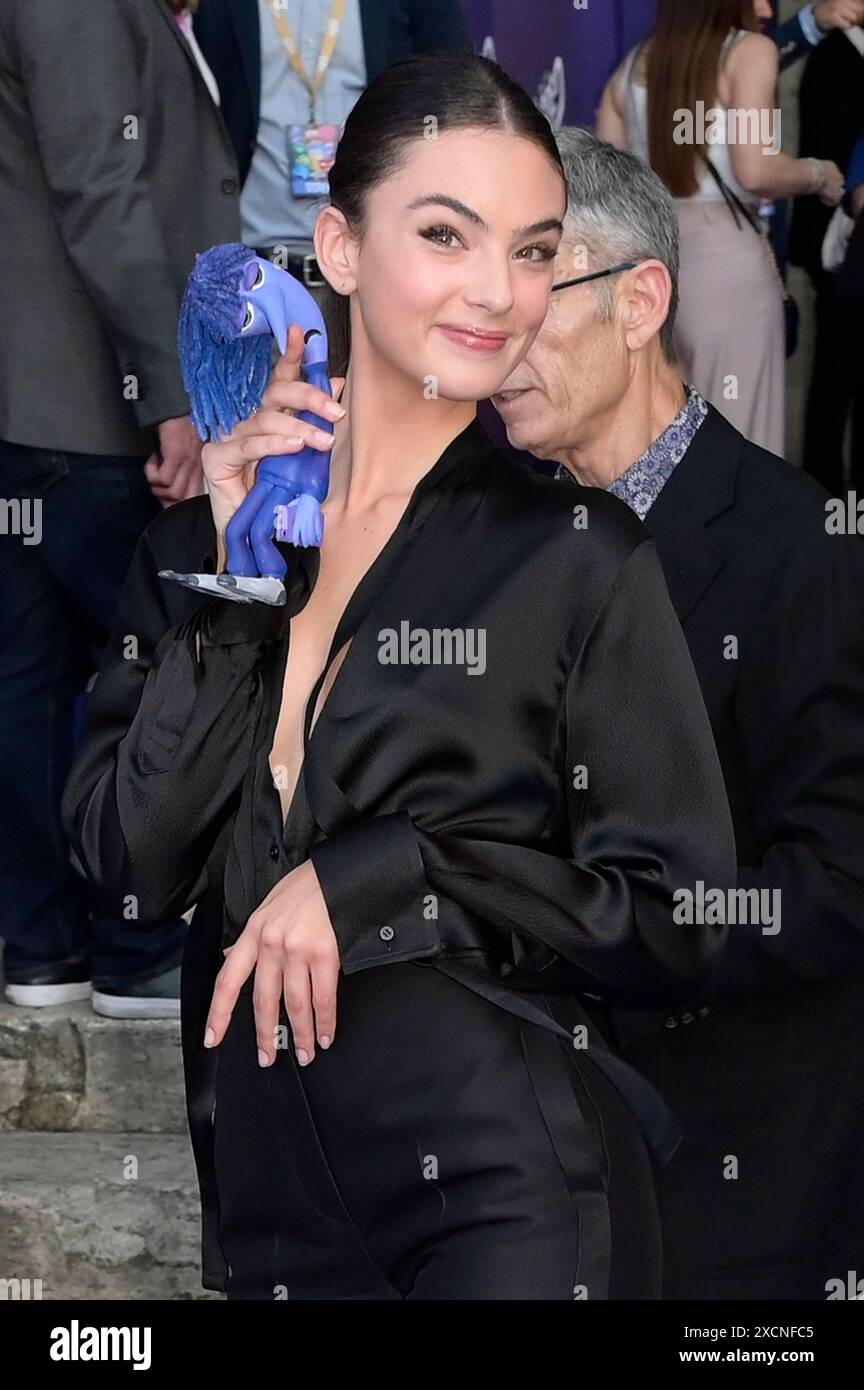 Deva Cassel bei der Premiere des Animationsfilms Inside Out 2 / Alles steht Kopf 2 im Space ...