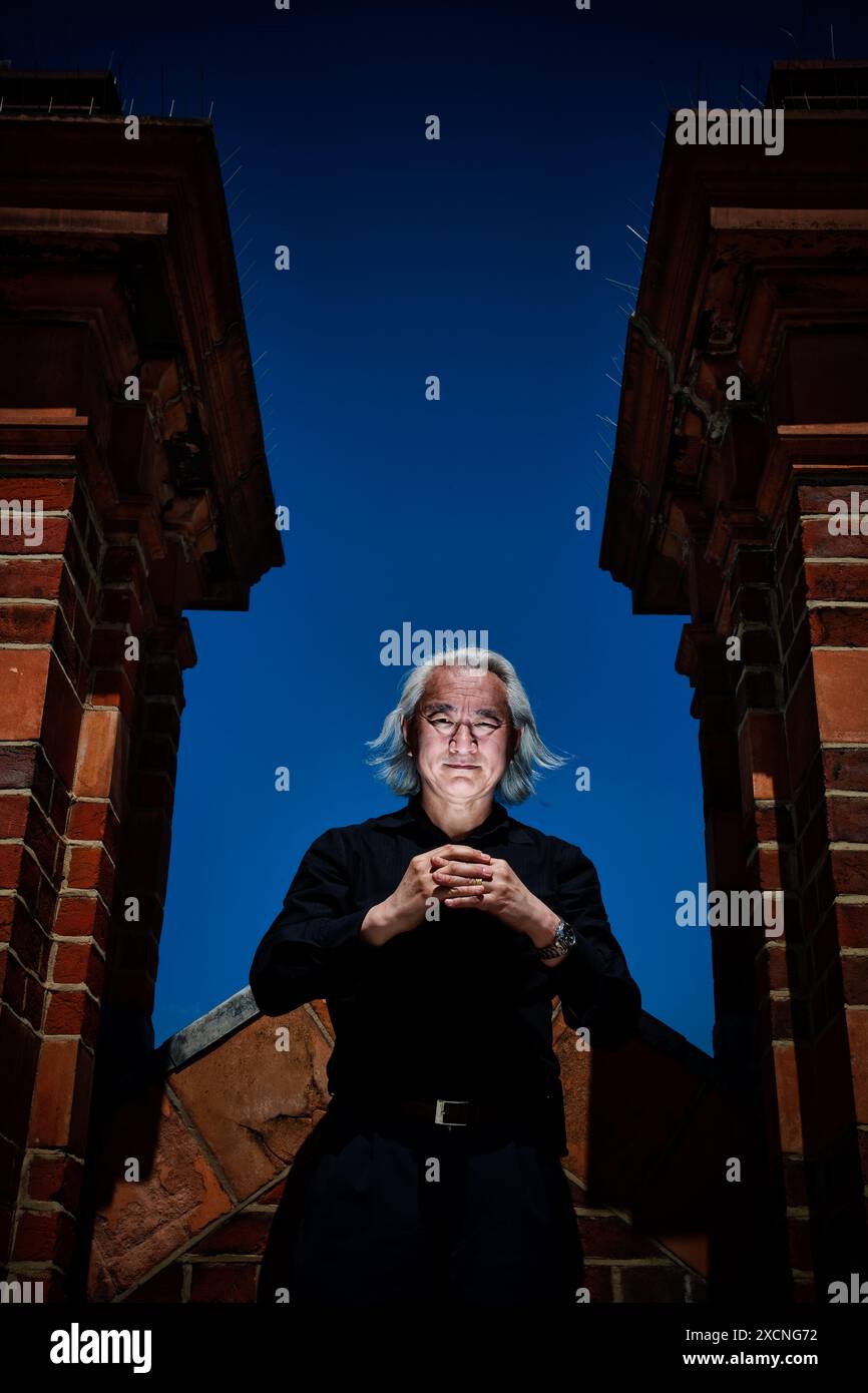 Kaku tv hi-res stock photography and images - Alamy