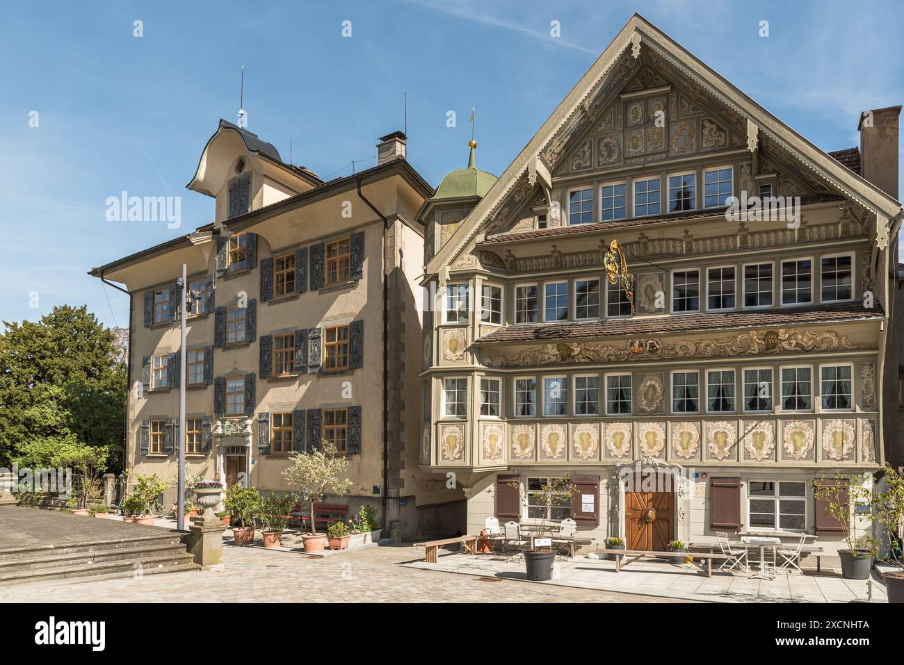 Rococo style houses on the village square (Landsgemeindeplatz), Trogen ...