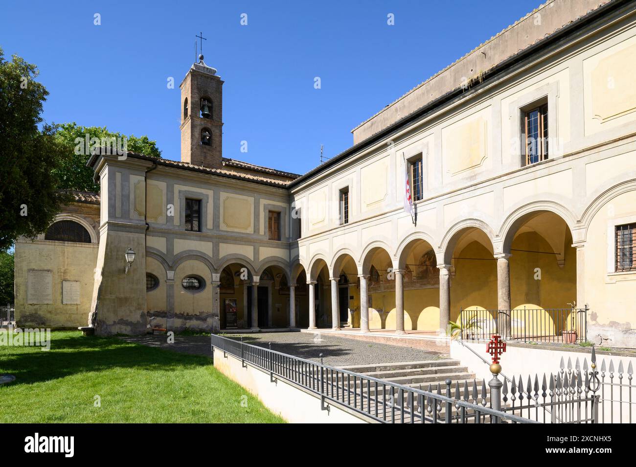 Rome. Italy. 15th century Church of Sant’Onofrio al Gianicolo, Piazza ...