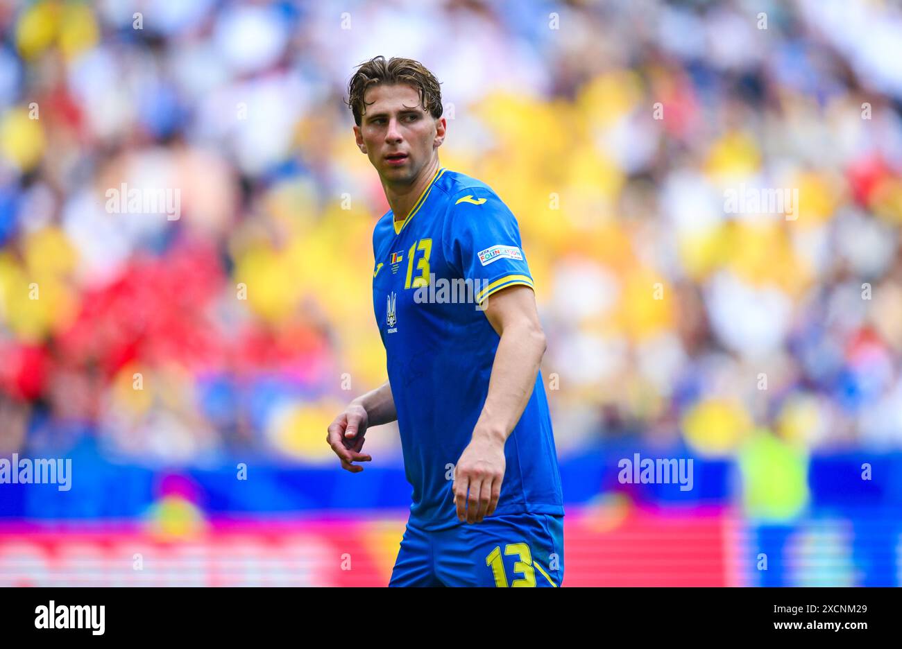 Illia Zabarnyi Ukraine schaut zu, UEFA EURO 2024 - Group E, Romania vs ...