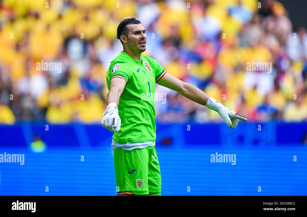 Torwart Florin Nita Romania gestikuliert, UEFA EURO 2024 - Group E ...