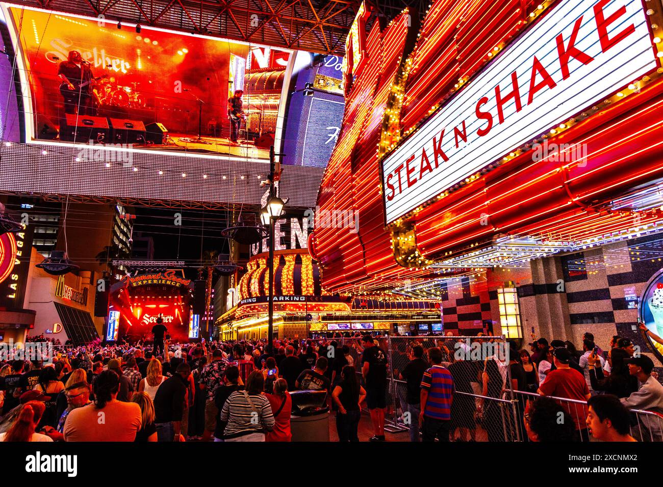 The la’s band hi-res stock photography and images - Alamy