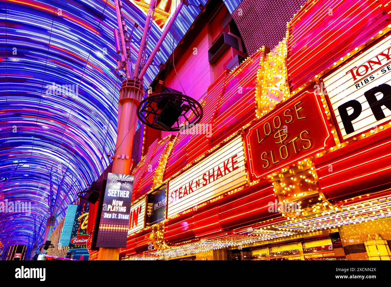 Viva Vision Light Show and facade of Fremont Hotel & Casino at the ...