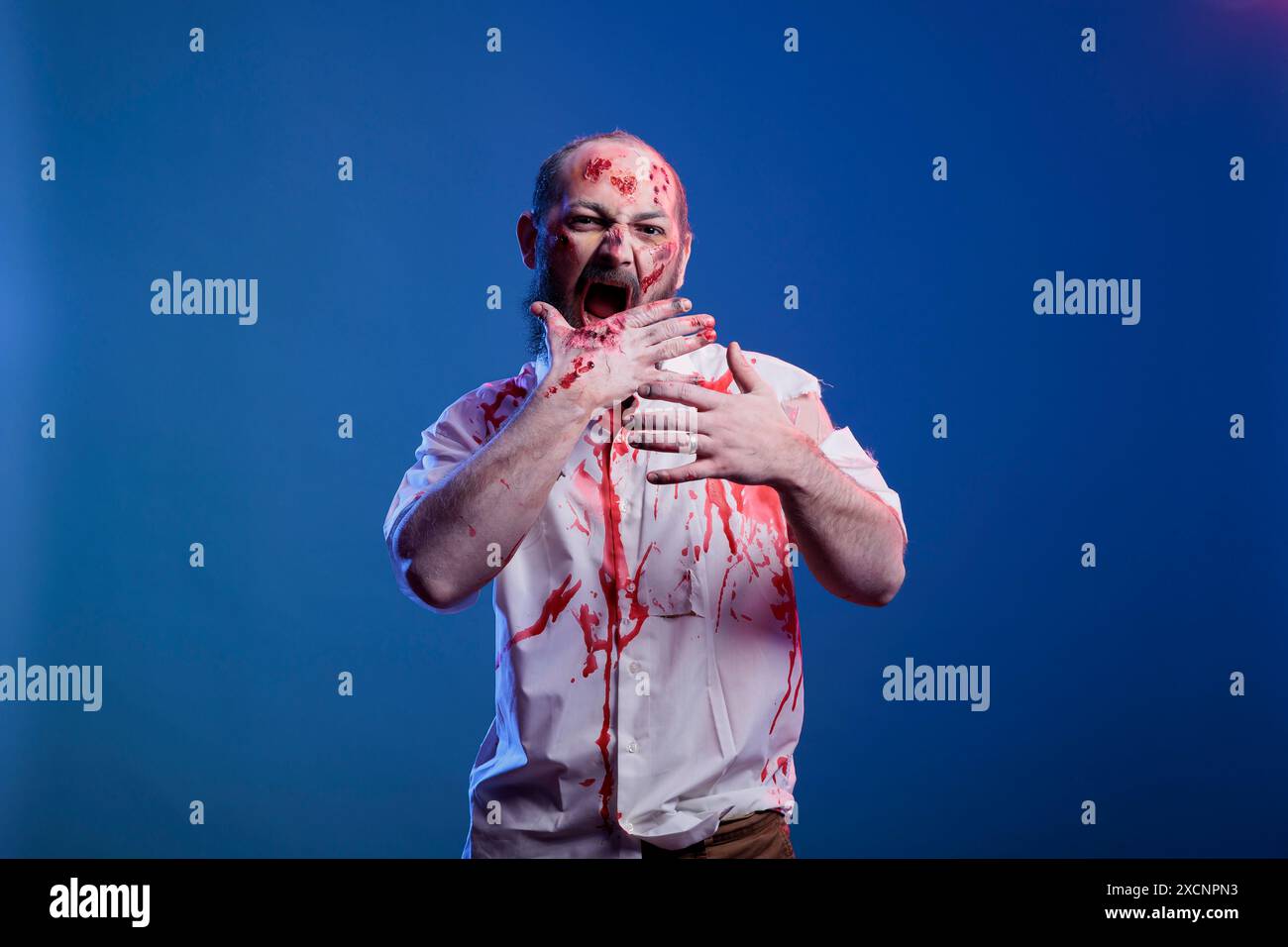 Actor dressed horror movie hi-res stock photography and images - Alamy