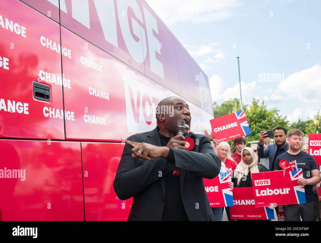 David lammy rosette hi-res stock photography and images - Alamy