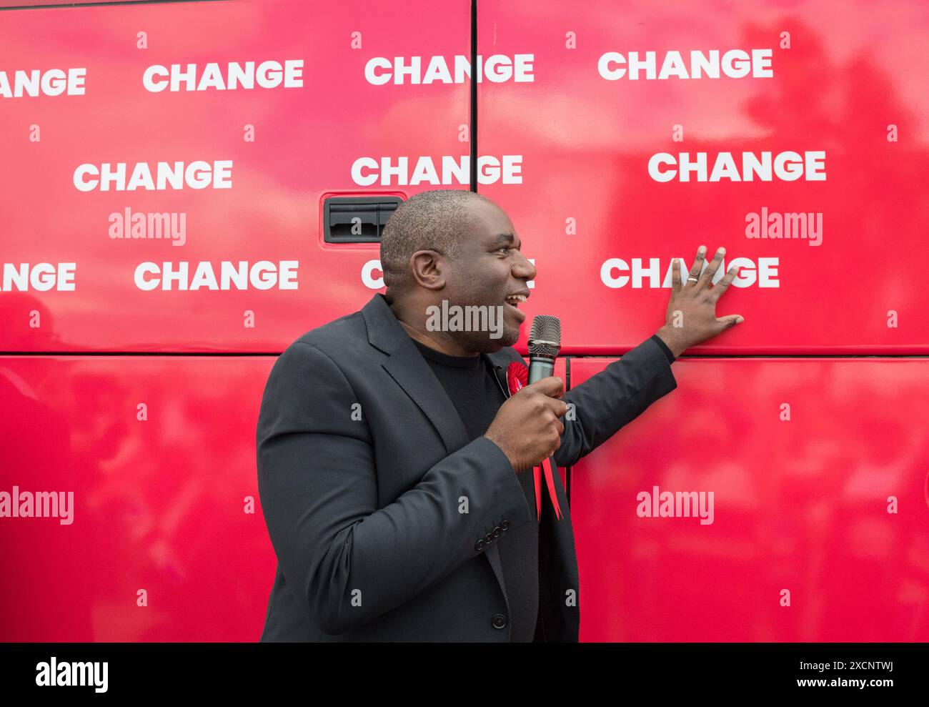 David Lammy Labour M.P. out campaigning in support for the Mansfield's ...