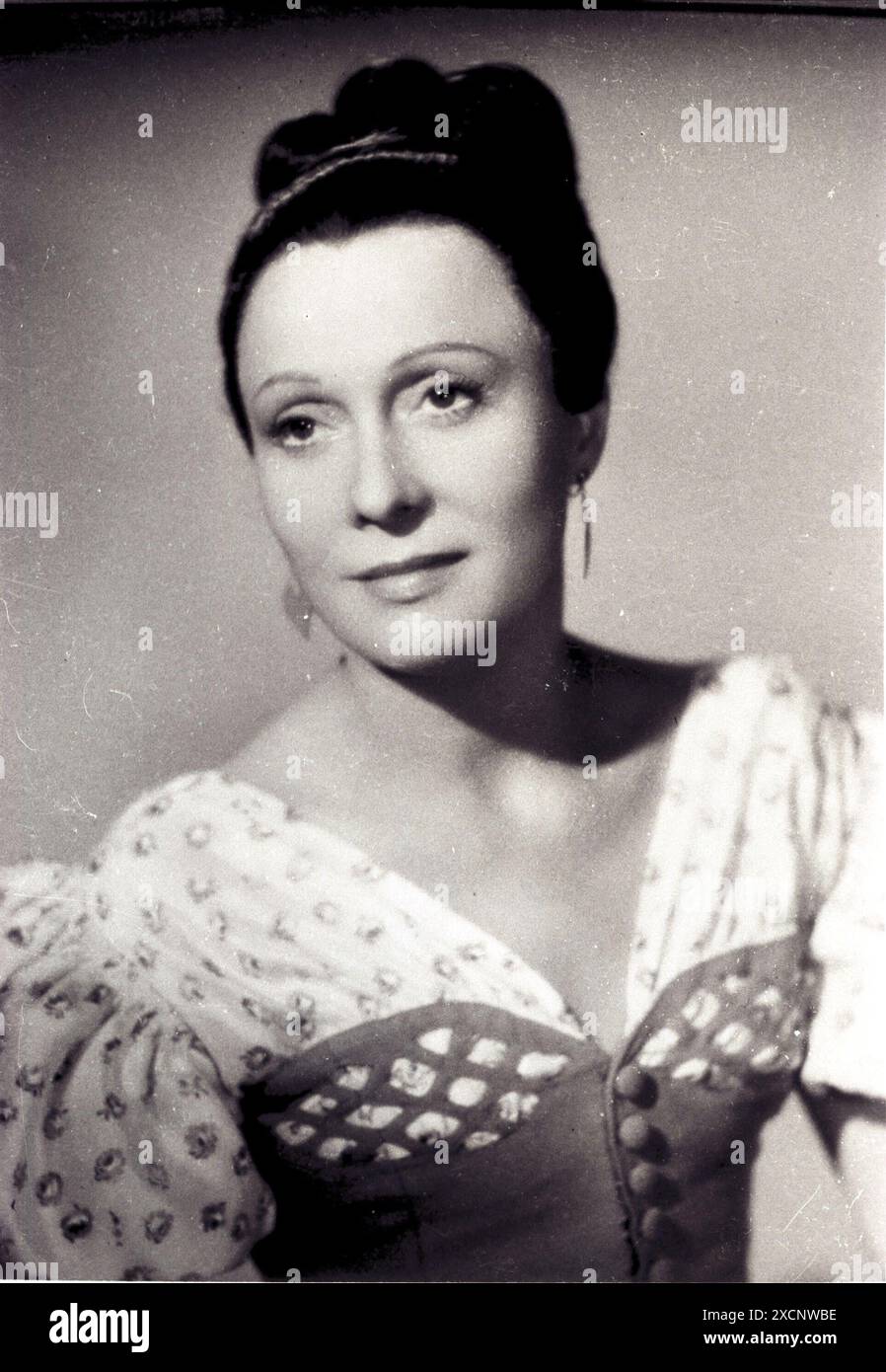 Les enfants du paradis arletty hi-res stock photography and images - Alamy