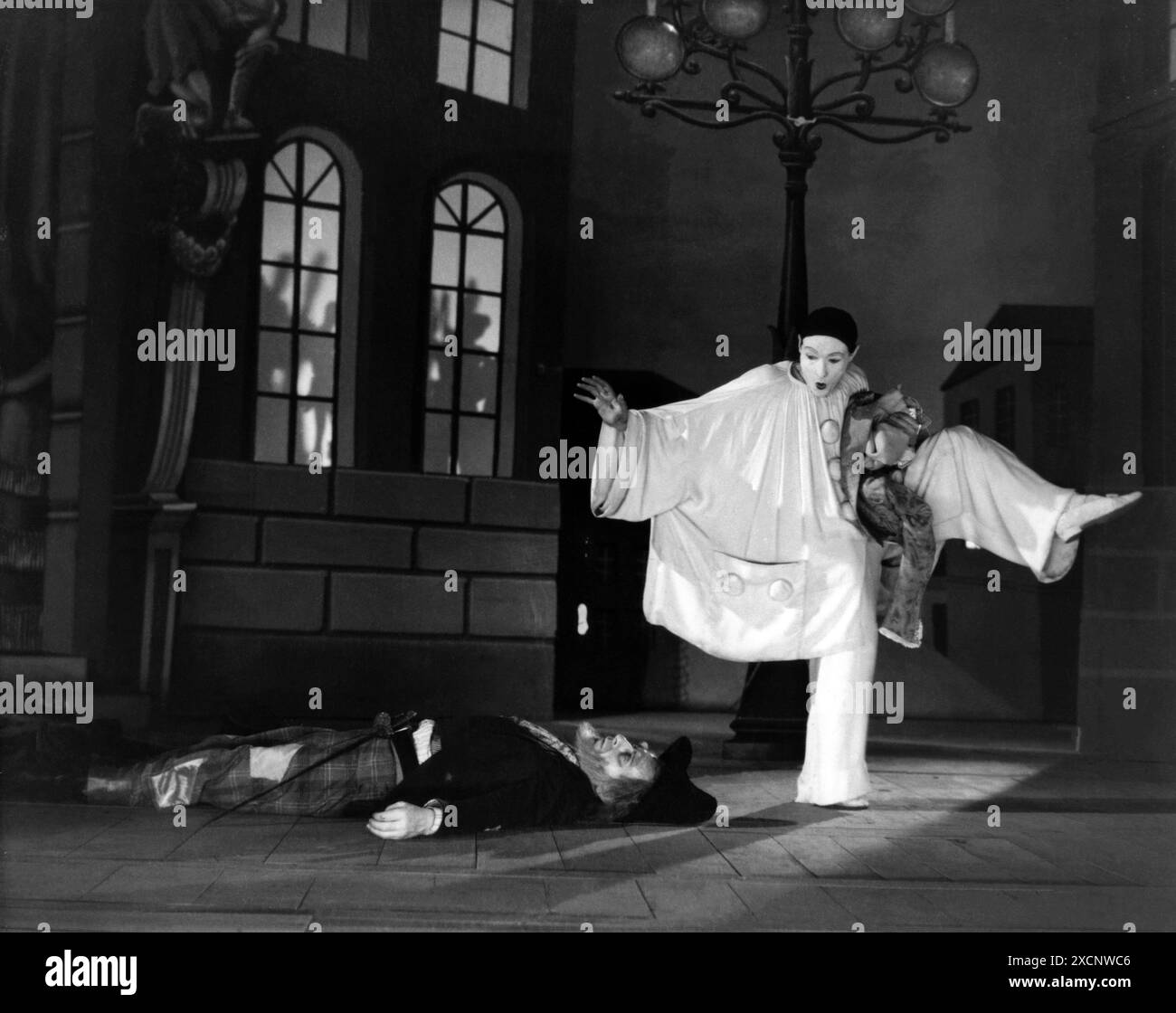 Les enfants du paradis jean louis hi-res stock photography and images ...