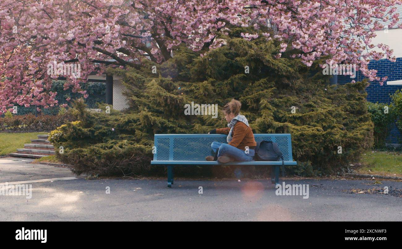 La Vie Dadèle Chapitres 1 Et 2 Blue Is The Warmest Color Year 2013