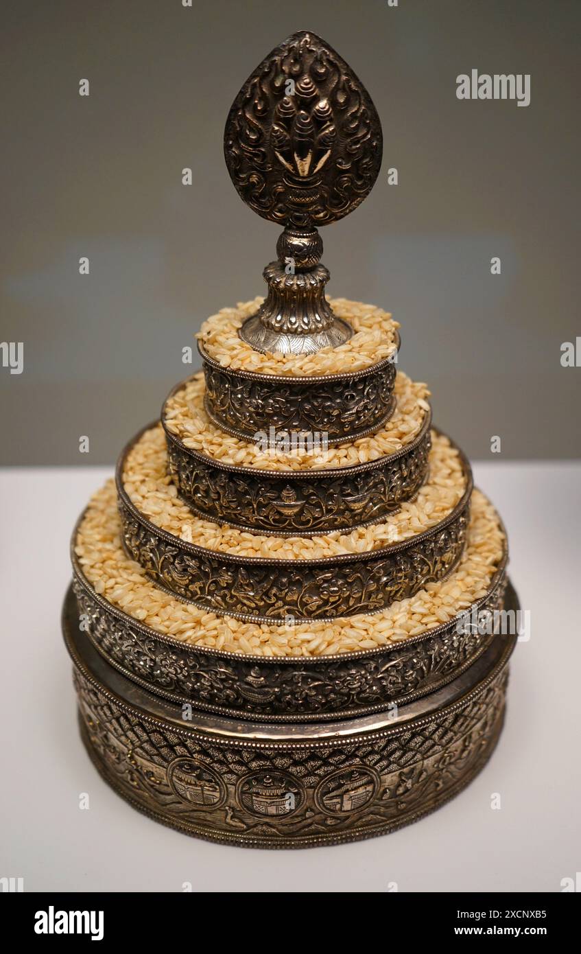 Rice mandala from Tibet. Dated 19th Century Stock Photo - Alamy