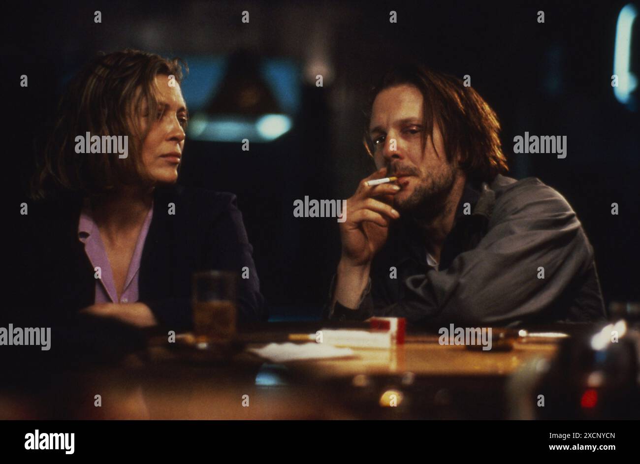 Barfly Year: 1987 USA Mickey Rourke, Faye Dunaway Director: Barbet ...