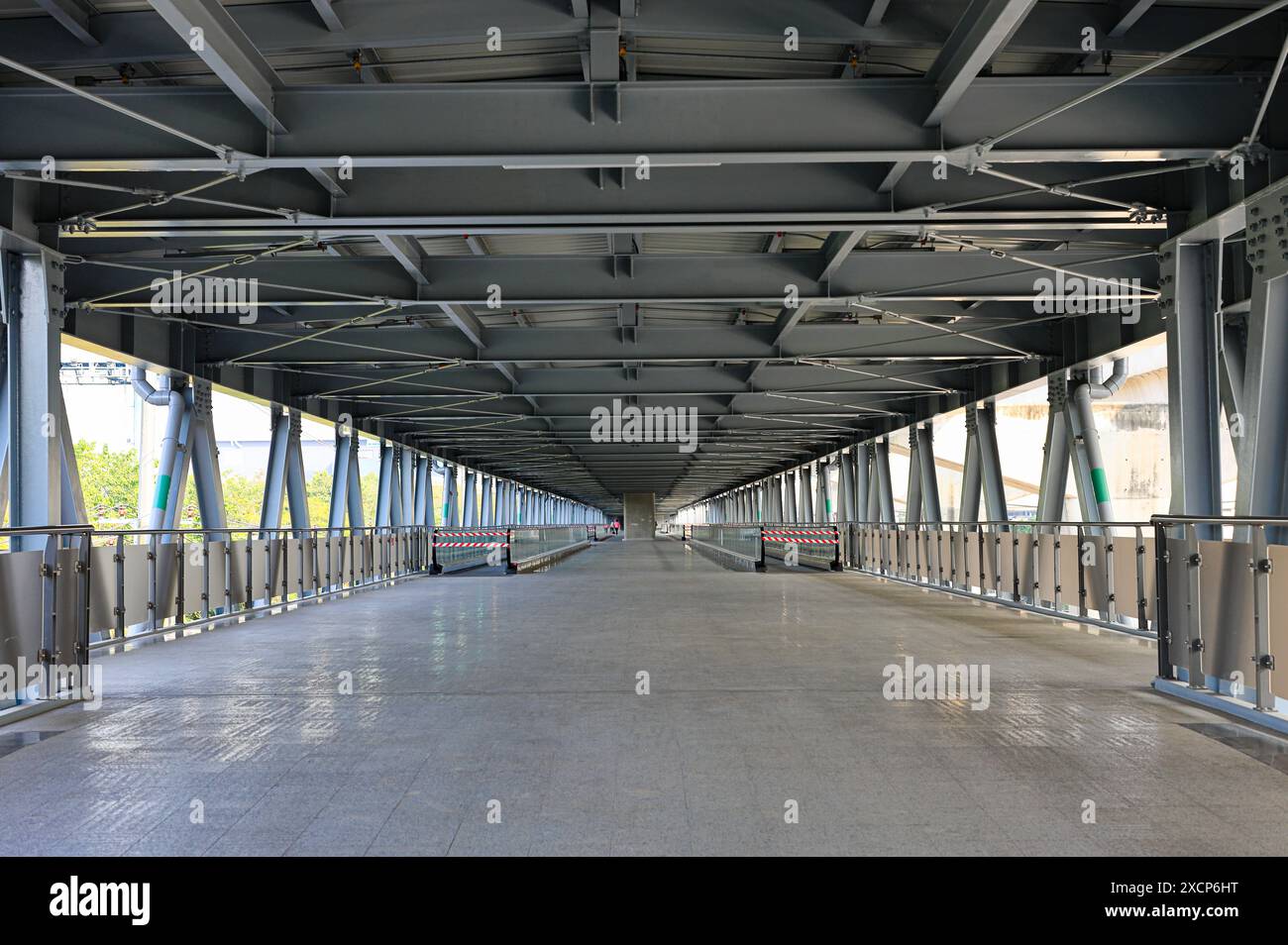 Pedestrian pathway hi-res stock photography and images - Alamy