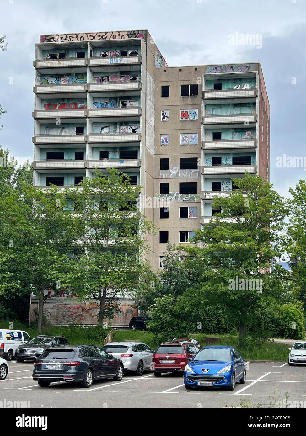 Ddr ruine hi-res stock photography and images - Alamy