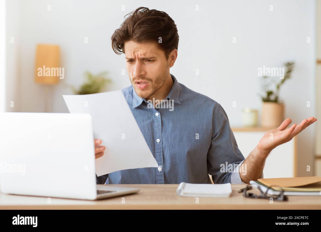 Reading research confused business hi-res stock photography and images ...