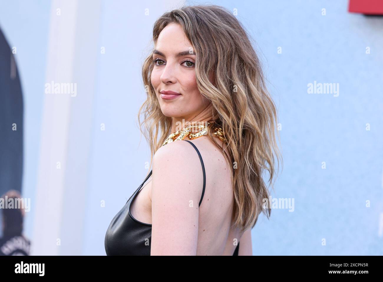 HOLLYWOOD, LOS ANGELES, CALIFORNIA, USA - JUNE 17: Jodie Comer wearing ...
