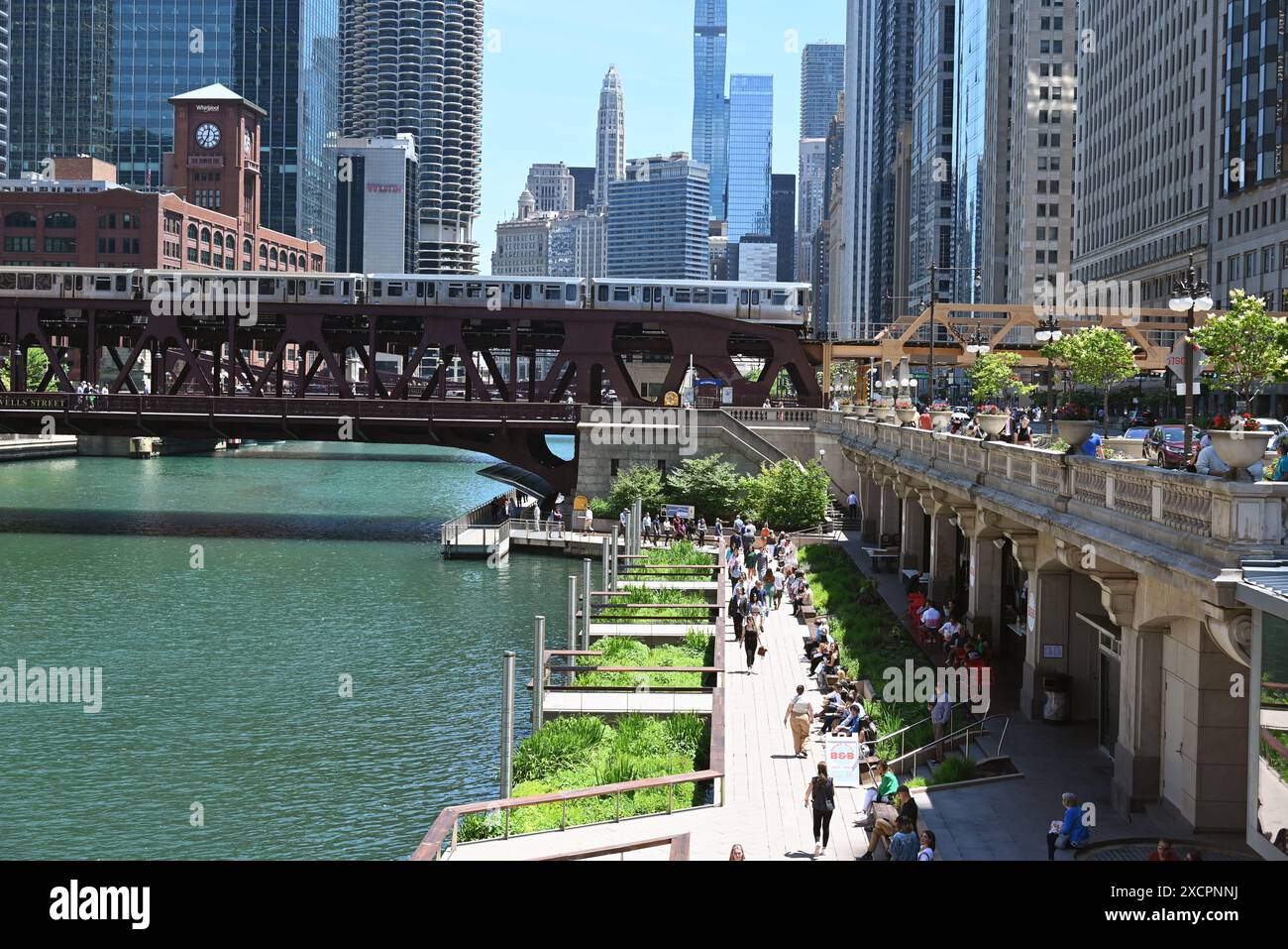 The Chicago Riverwalk section known as The Jetty with the Wells Street ...