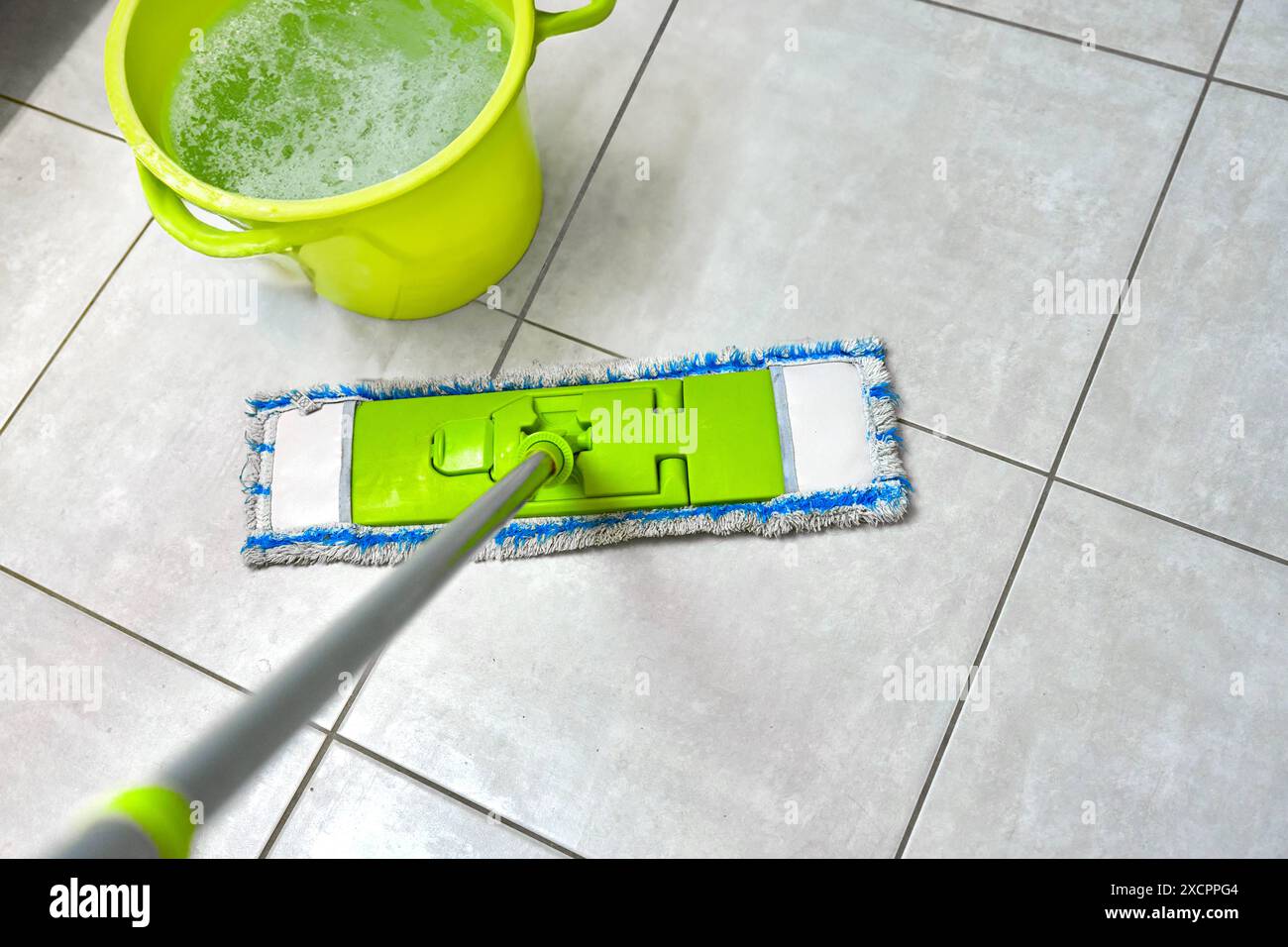 Eimer mopp symbol hi-res stock photography and images - Alamy