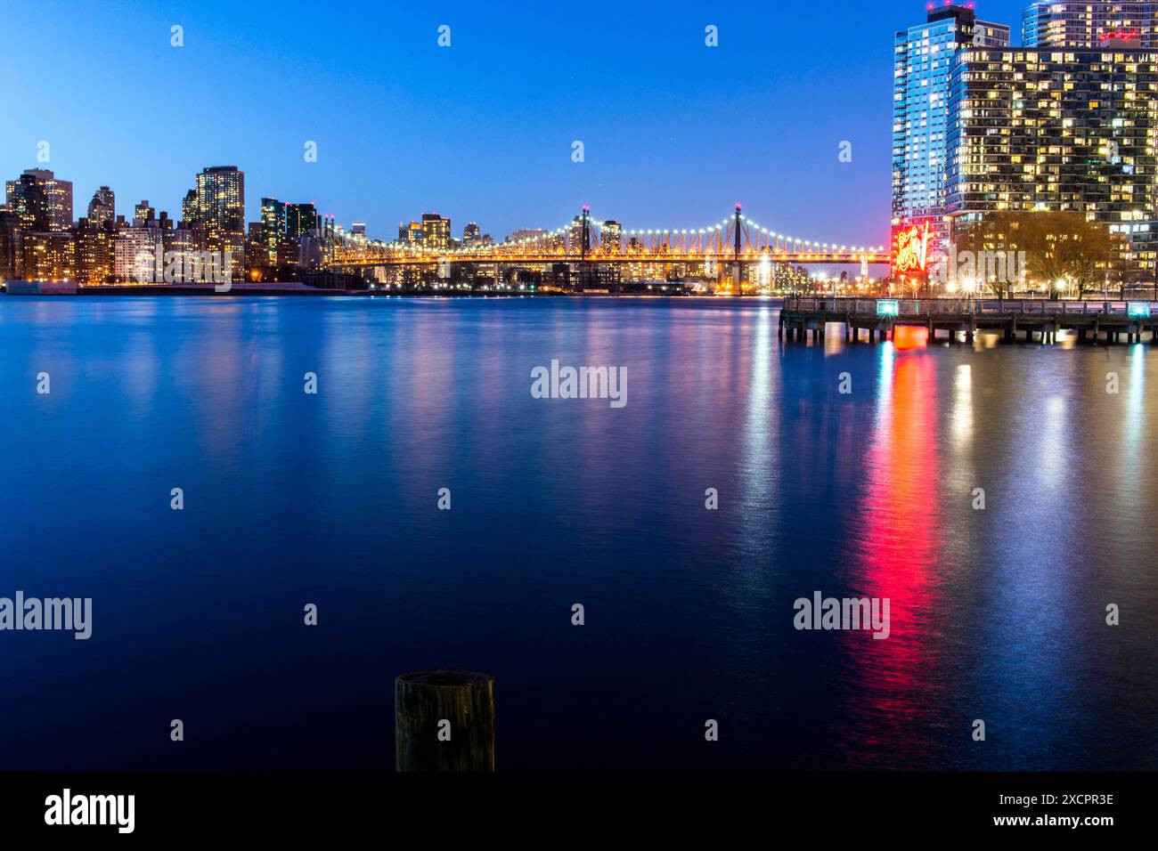 New York City Skyline Skyline of Manhattan, Queensboro Bridge and ...