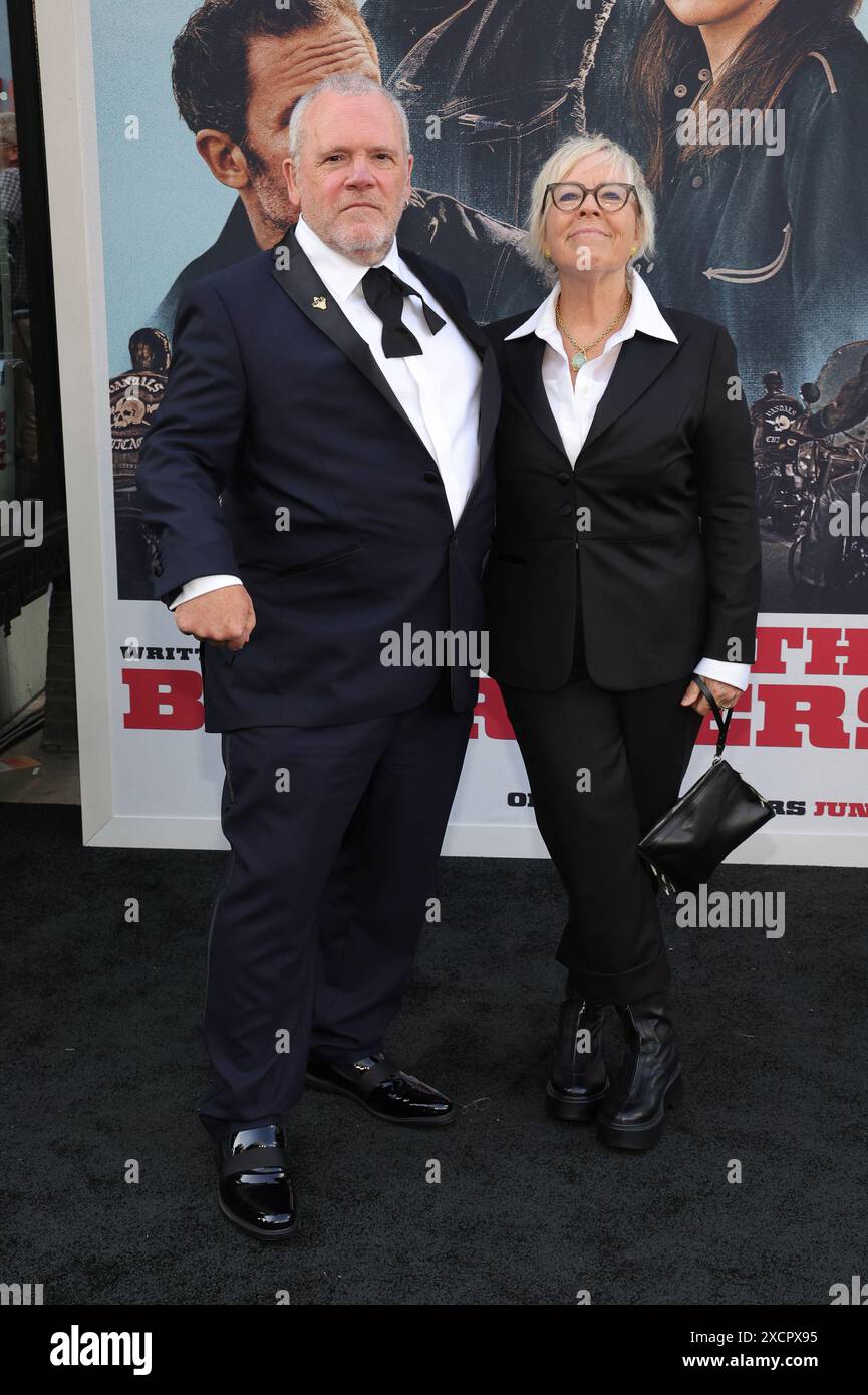 Hollywood, Ca. 17th June, 2024. Sarah Green, Hugo Burnham at The ...