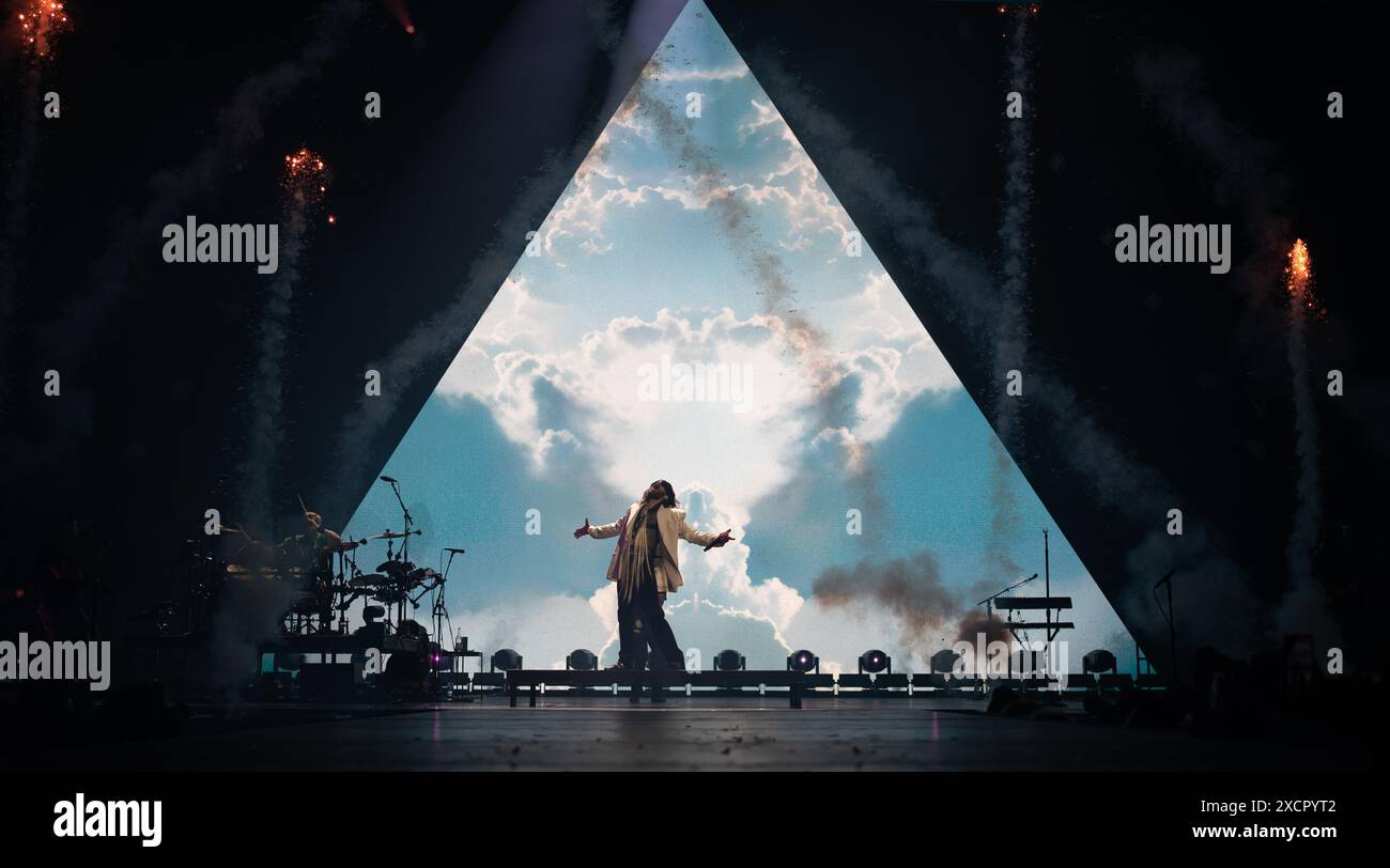 30 Seconds To Mars Live at the o2 Arena in London June 2024 Stock Photo ...