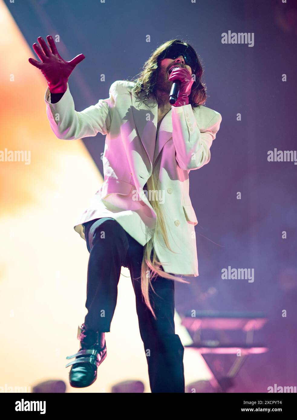 Thirty seconds to mars tour uk 2024 hi-res stock photography and images ...