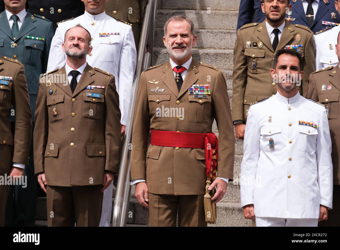 Felipe vi of spain uniform hi-res stock photography and images - Alamy