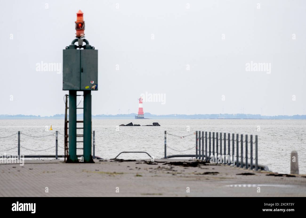 Wilhelmshaven, Germany. 13th June, 2024. In cloudy weather, the Arngast ...