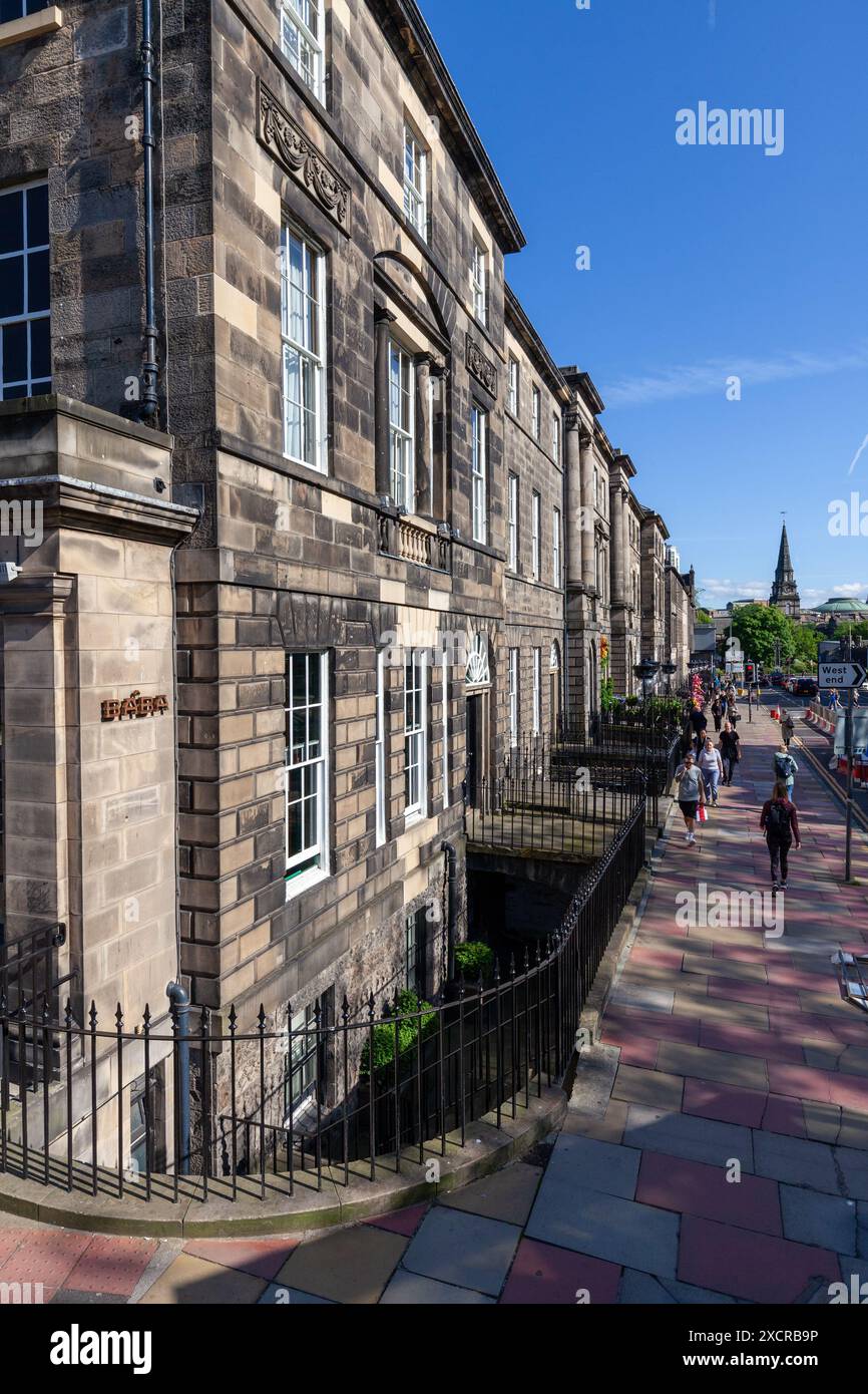Georgian house in Charlotte Square, Edinburgh, Scotland Stock Photo - Alamy