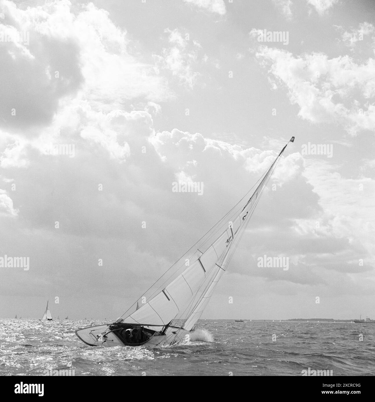 Negative no 728tt hi-res stock photography and images - Alamy