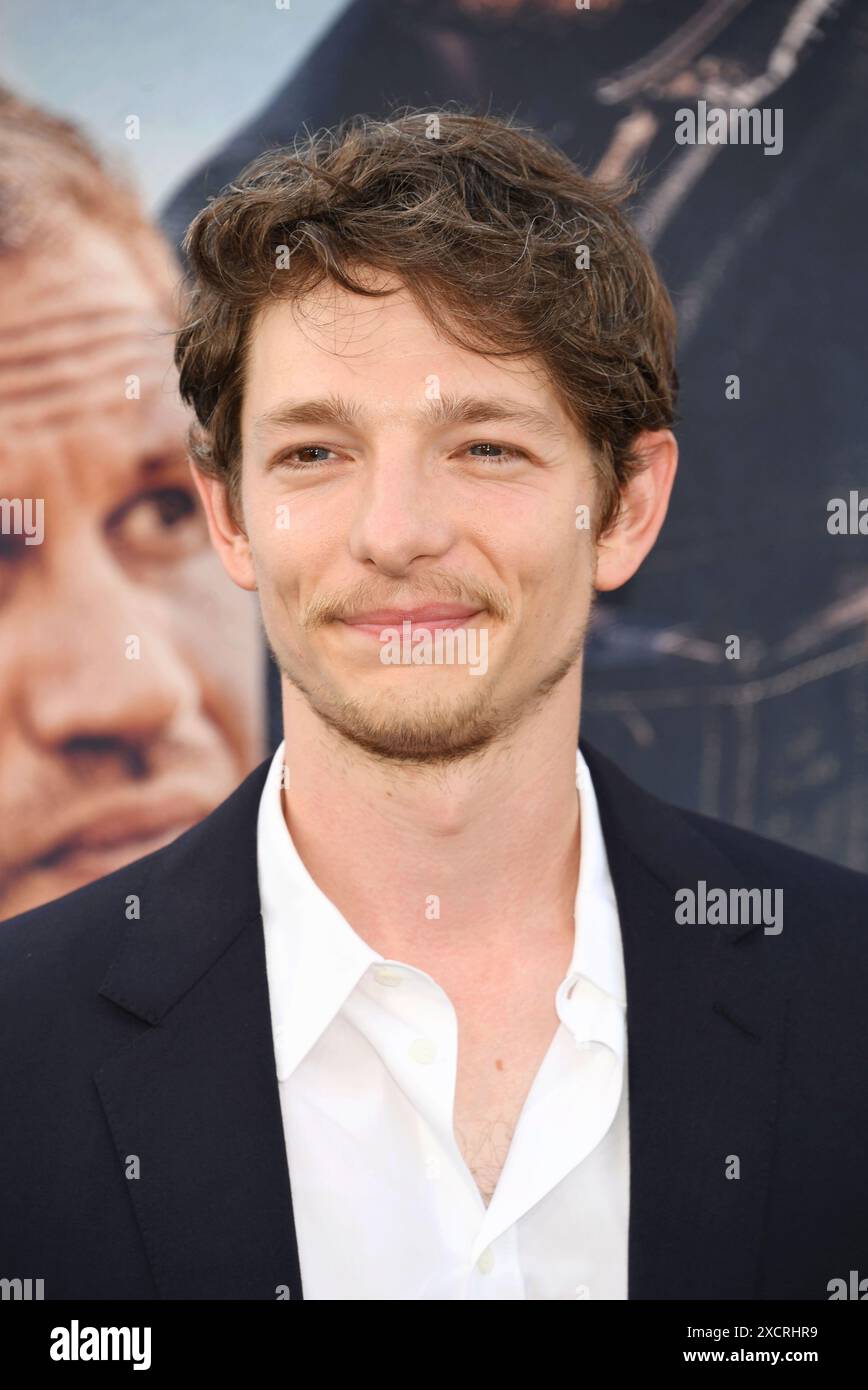 The bikeriders mike faist hi-res stock photography and images - Alamy