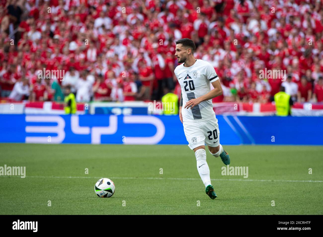 Petar Stojanovic (Slowenien, #20) am Ball, GER, Slovenia (SVN) vs ...