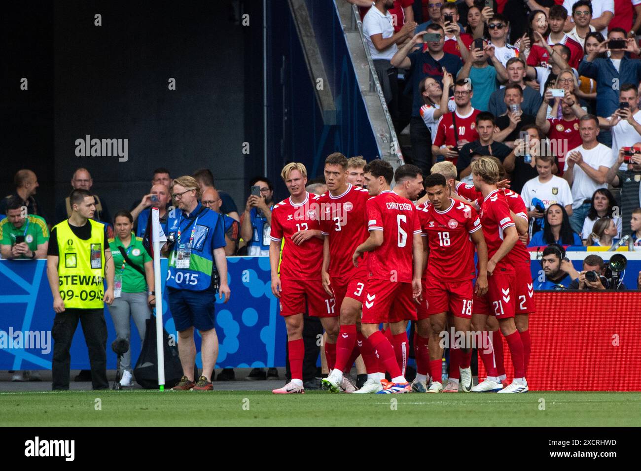 Victor Bernth Flesner Kristiansen (Daenemark, #17), Jannik Vestergaard ...