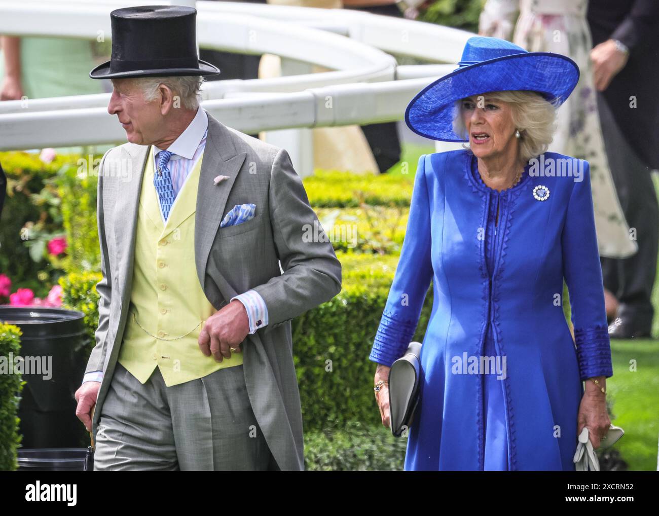 Philip tracey hat hi-res stock photography and images - Alamy