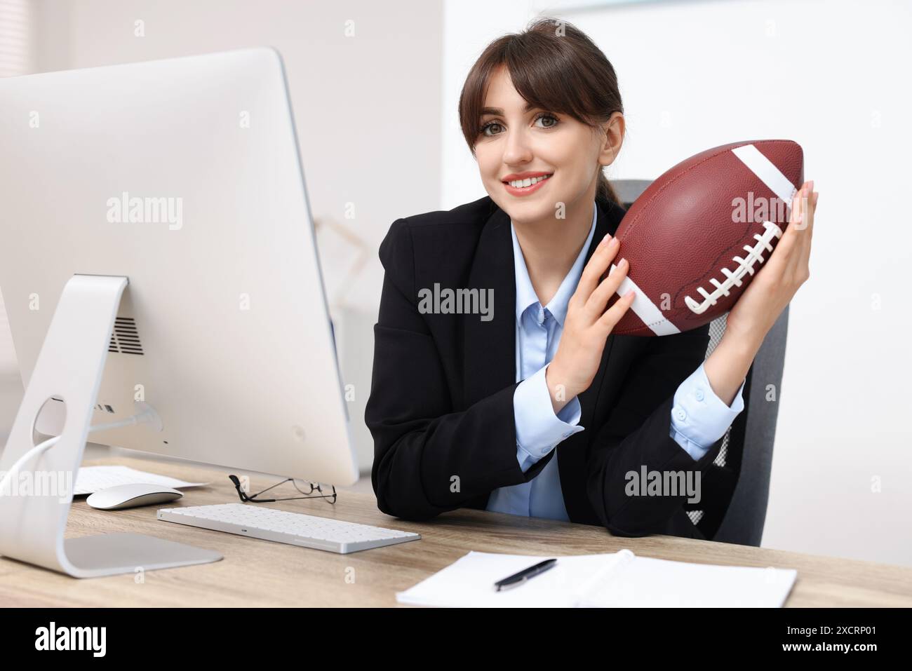 Female football manager hi-res stock photography and images - Alamy