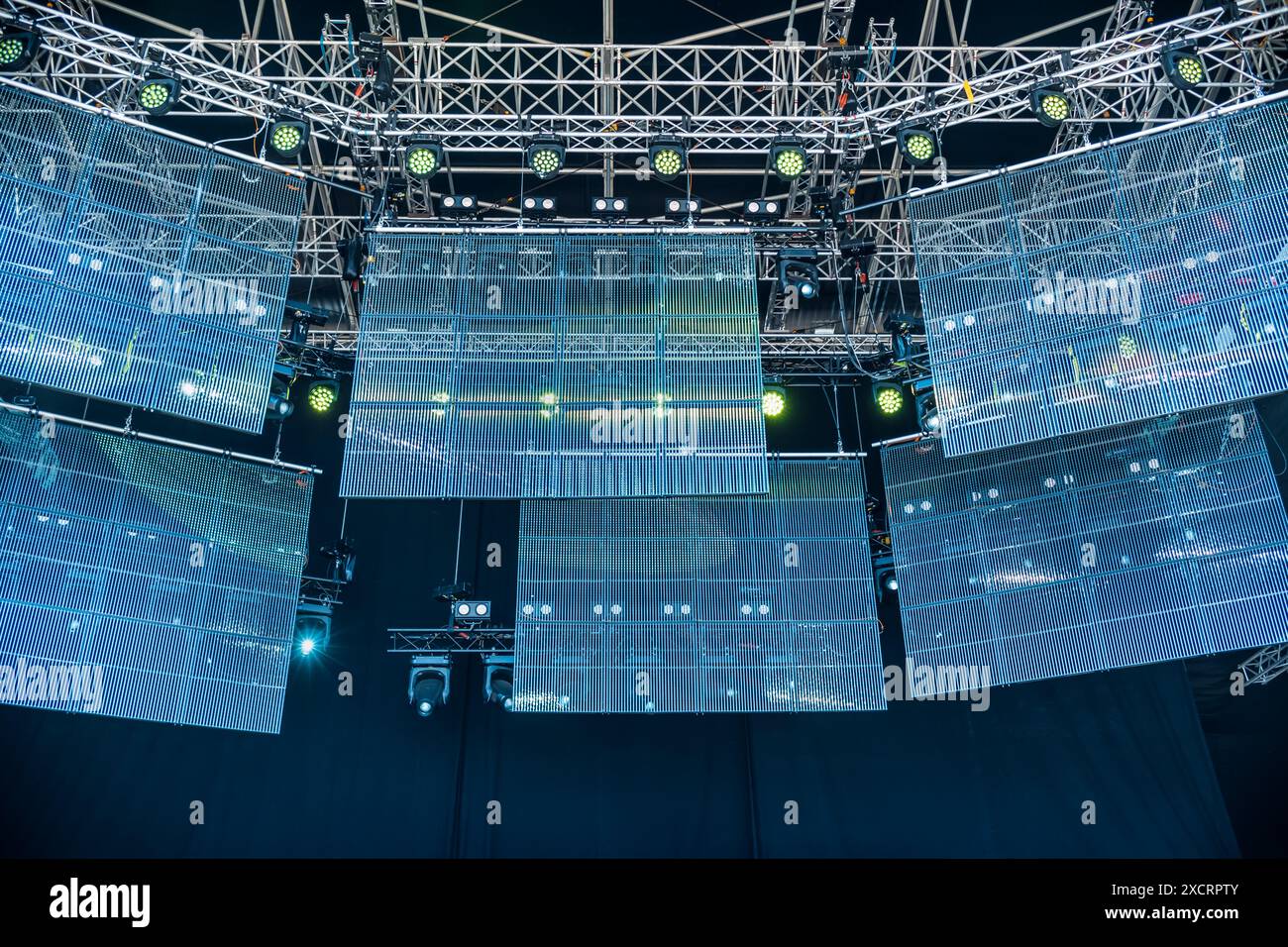 Online broadcast of an event, empty stage with stagecraft Stock Photo ...