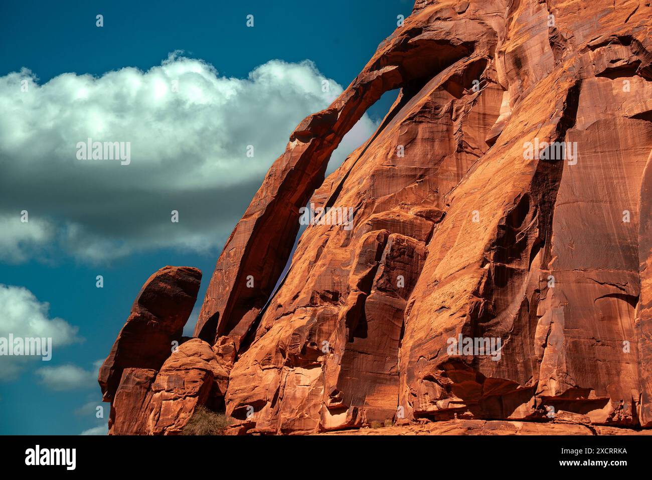 Jug handle arch hi-res stock photography and images - Alamy