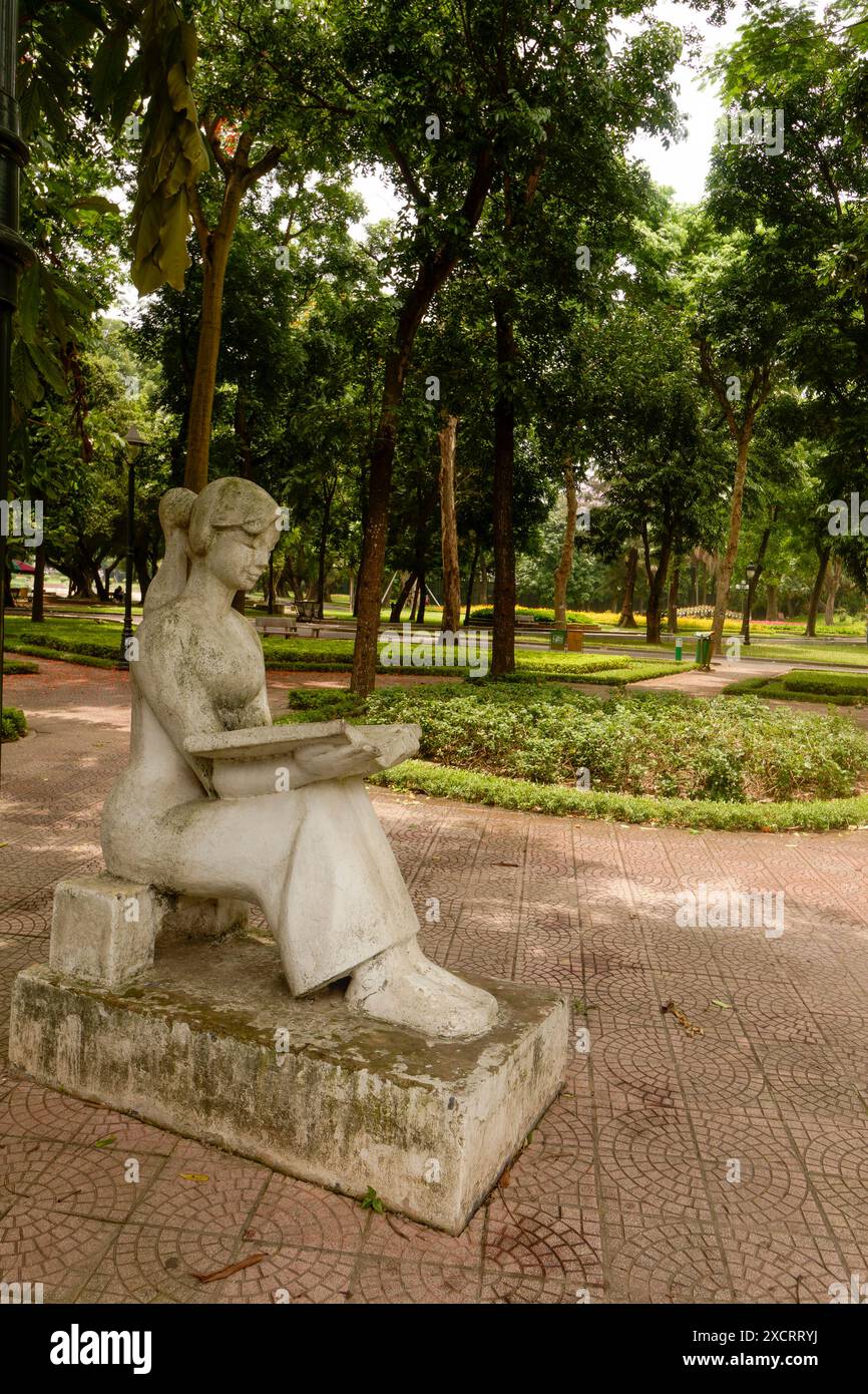 Not to be missed superb Thong Nhat Park (LeninPark), Hanoi Old Town ...