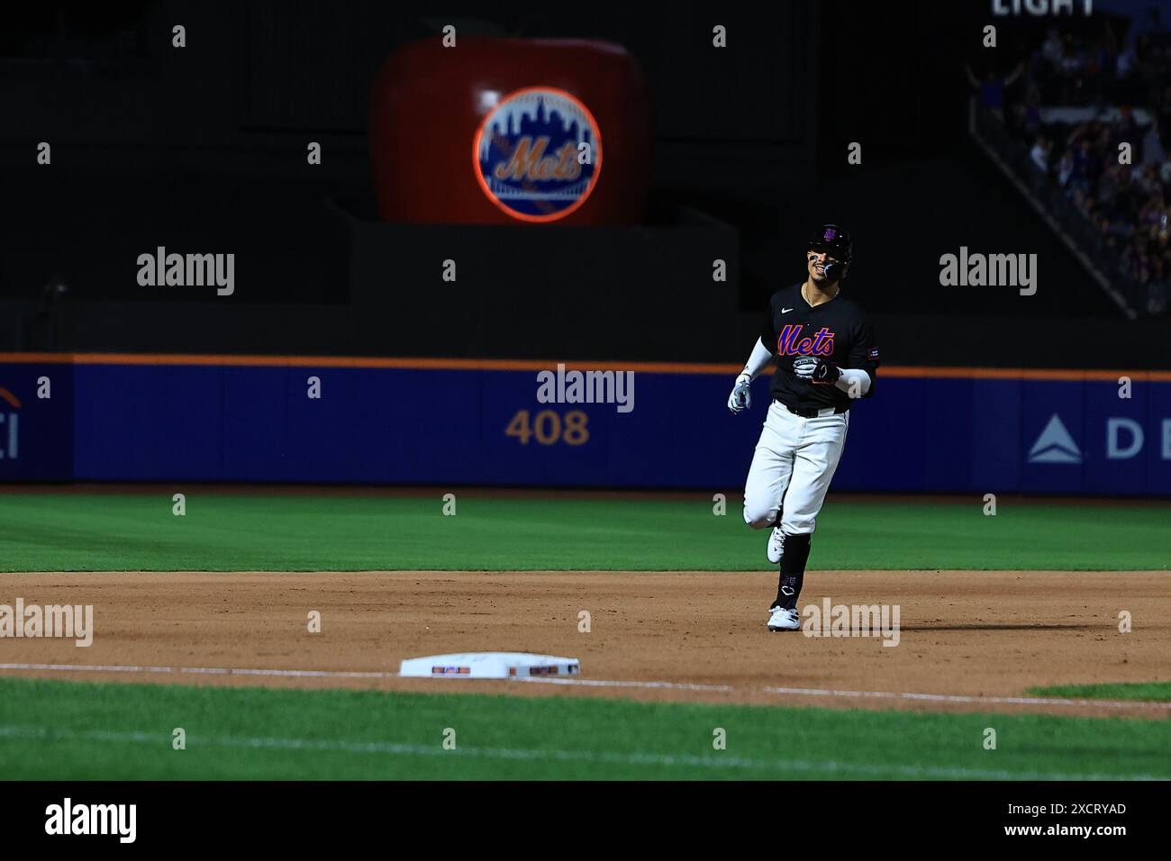 New York Mets Mark Vientos #27 rounds bases after homering during the ...