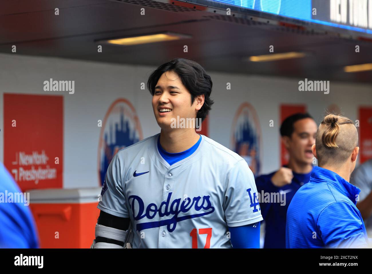Shohei ohtani dodgers hi-res stock photography and images - Alamy