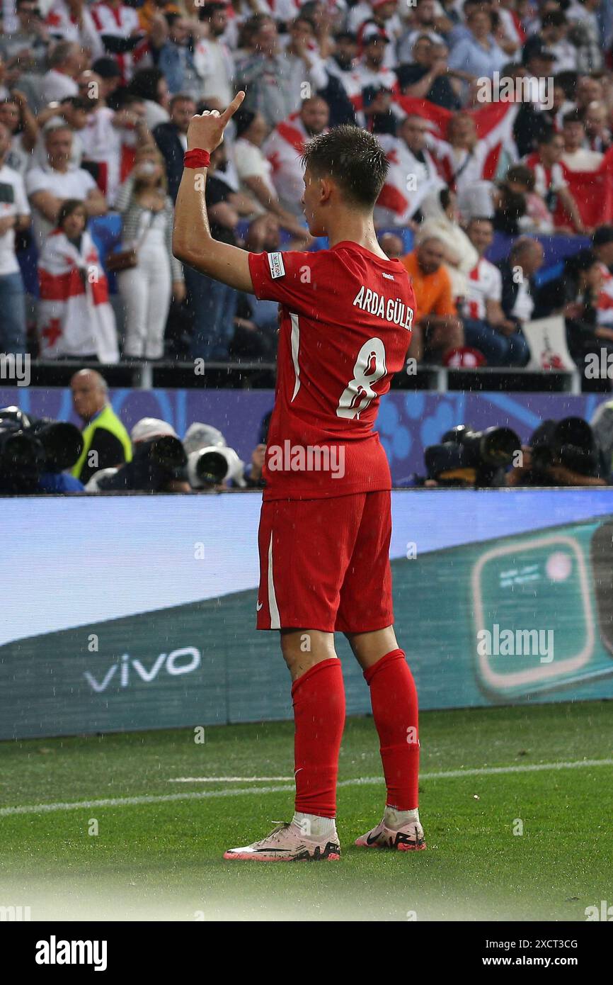 Turkey Guler, Arda Attacking Midfielder scores a GOAL 2-1 and ...