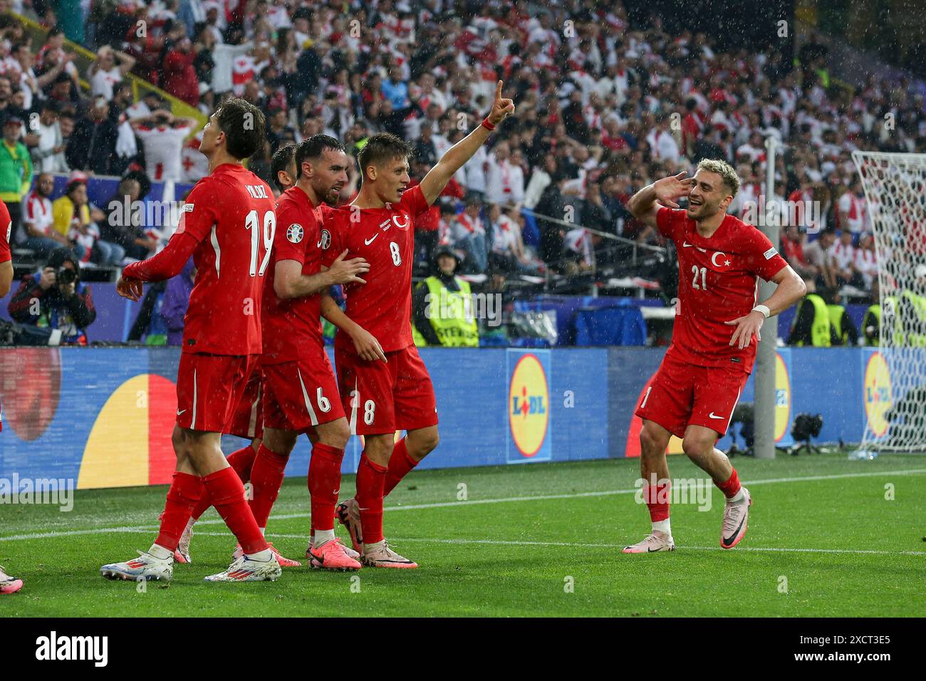 Turkey Guler, Arda Attacking Midfielder scores a GOAL 2-1 and ...