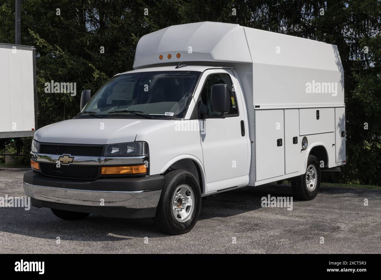 Avon - June 16, 2024: Chevrolet Express 3500 Cutaway with Knapheide ...