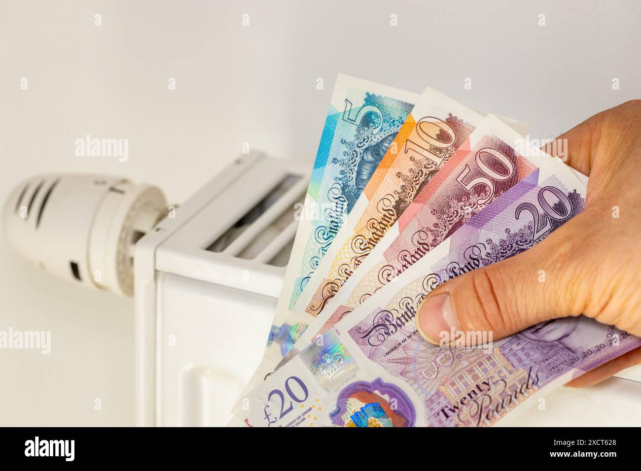 Monthly budget in british pounds hi-res stock photography and images ...