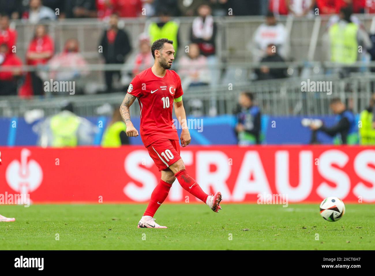 Dortmund, Germany. 18th June, 2024. Turkey Calhanoglu, Hakan Attacking ...