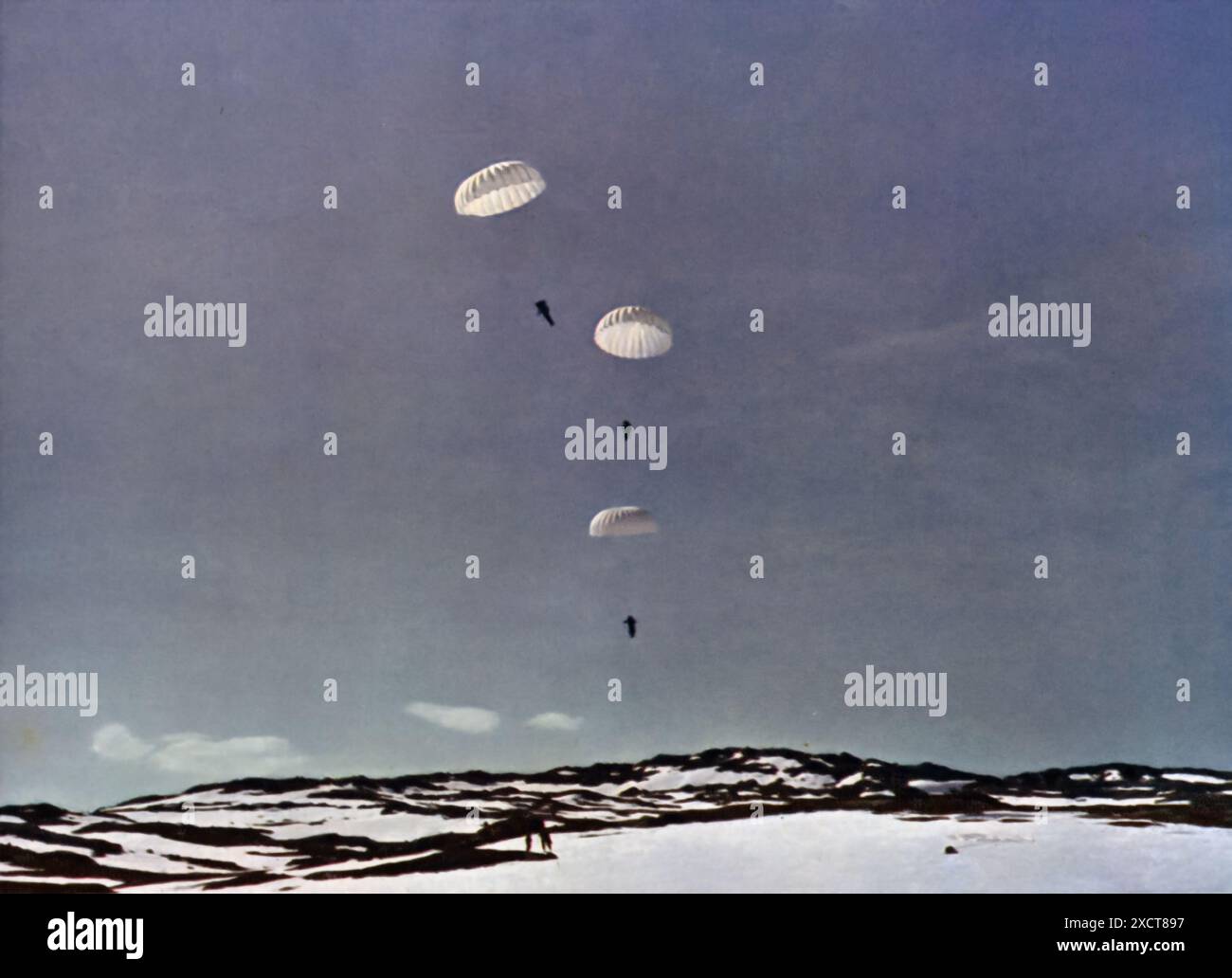 World war ii second world war fallschirmjager hi-res stock photography ...