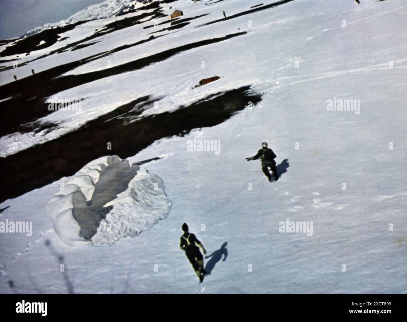 World war ii second world war fallschirmjager hi-res stock photography ...